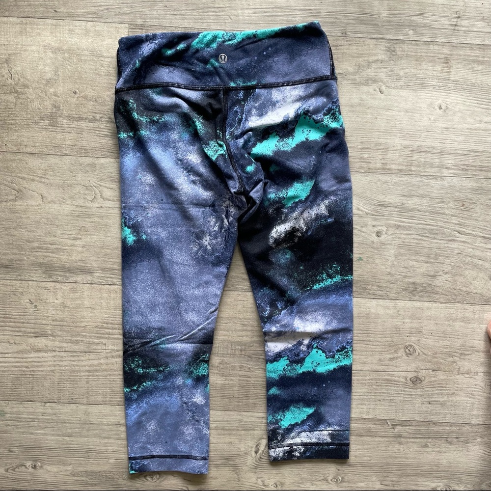 Lululemon Denim Weave Milky Way Crop - Gem